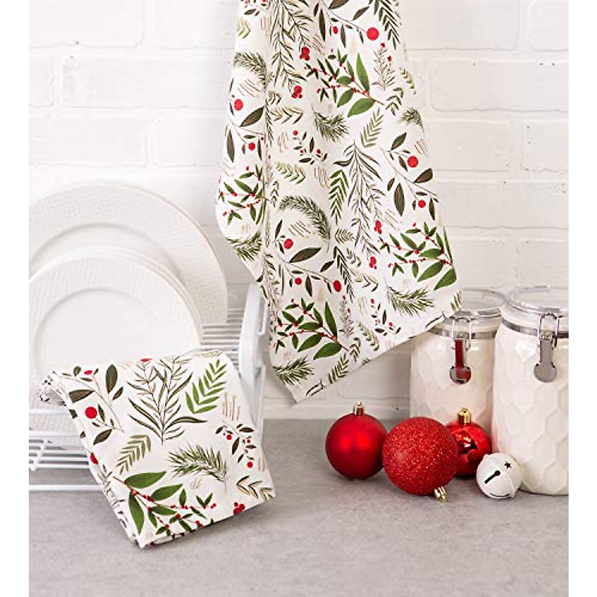 DII Christmas Kitchen Towel Set, Floral Tea Towels for Baking, Cleaning, Entertainment & Cooking, 18x28, Holiday Sprigs, 2 Piece