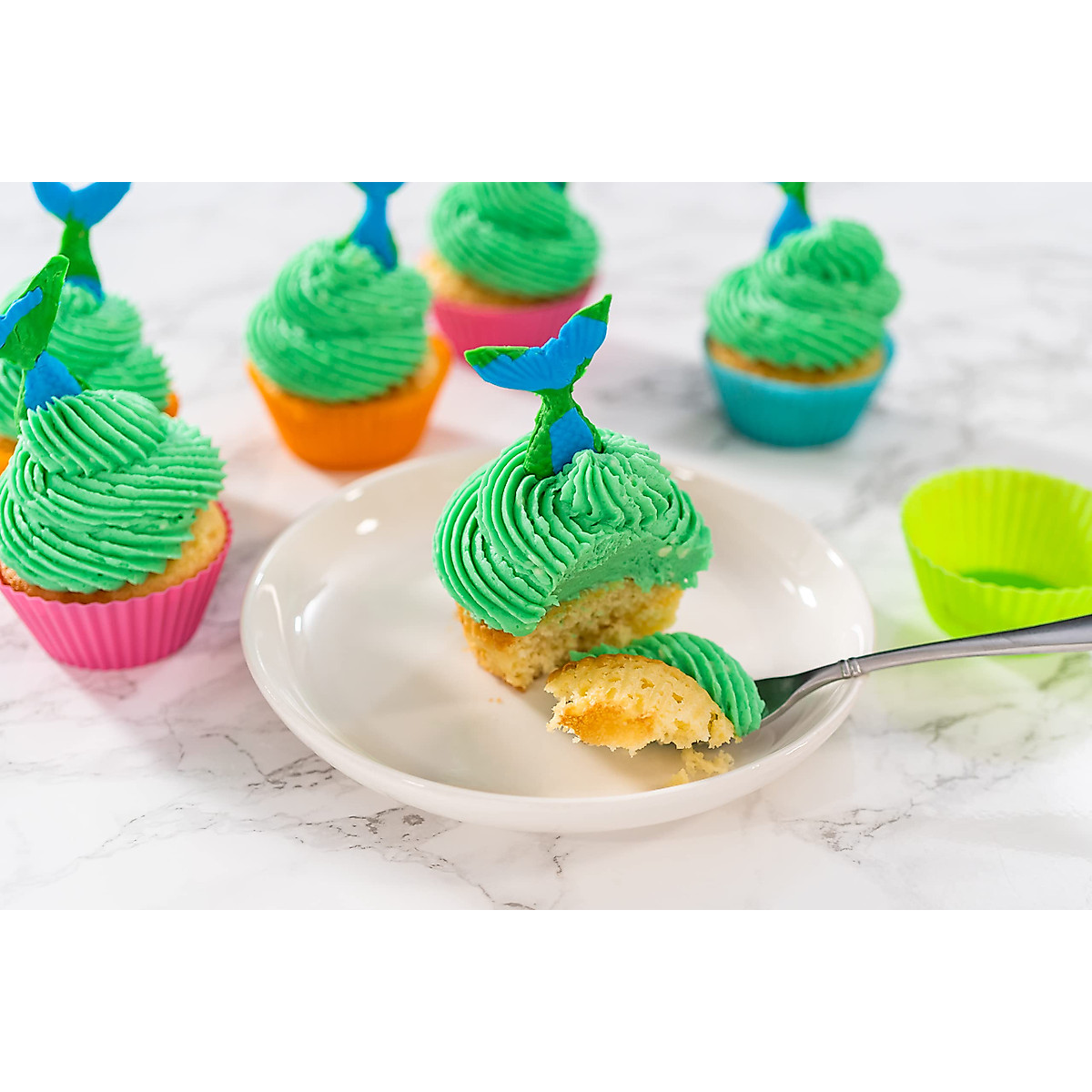 Bakerpan Silicone Muffin Cups - Reusable Cupcake Liners for Baking - Set of 24 Silicone Cupcake Molds - Premium Reusable Cupcake Liners for Baking