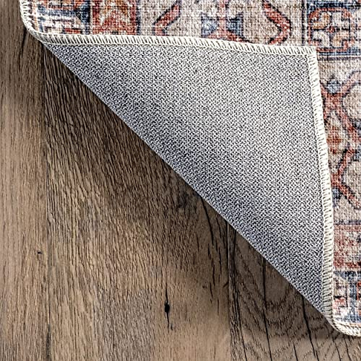 nuLOOM Desna Machine Washable Faded Vintage Accent Rug, 2' x 3', Peach