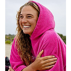 Dryrobe Towel Swim Robe - Hooded Surf Poncho Changing Robe - Organic Cotton - for Swimming, Beach, Surfing - Short Sleeve (Kids 5-9 - Red)