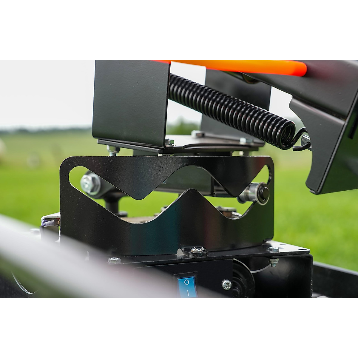 Do All Outdoors Flyway 4x4 60 Clay, Clay Pigeon Skeet Thrower with Towable Rugged Wagon and Wobbler Kit