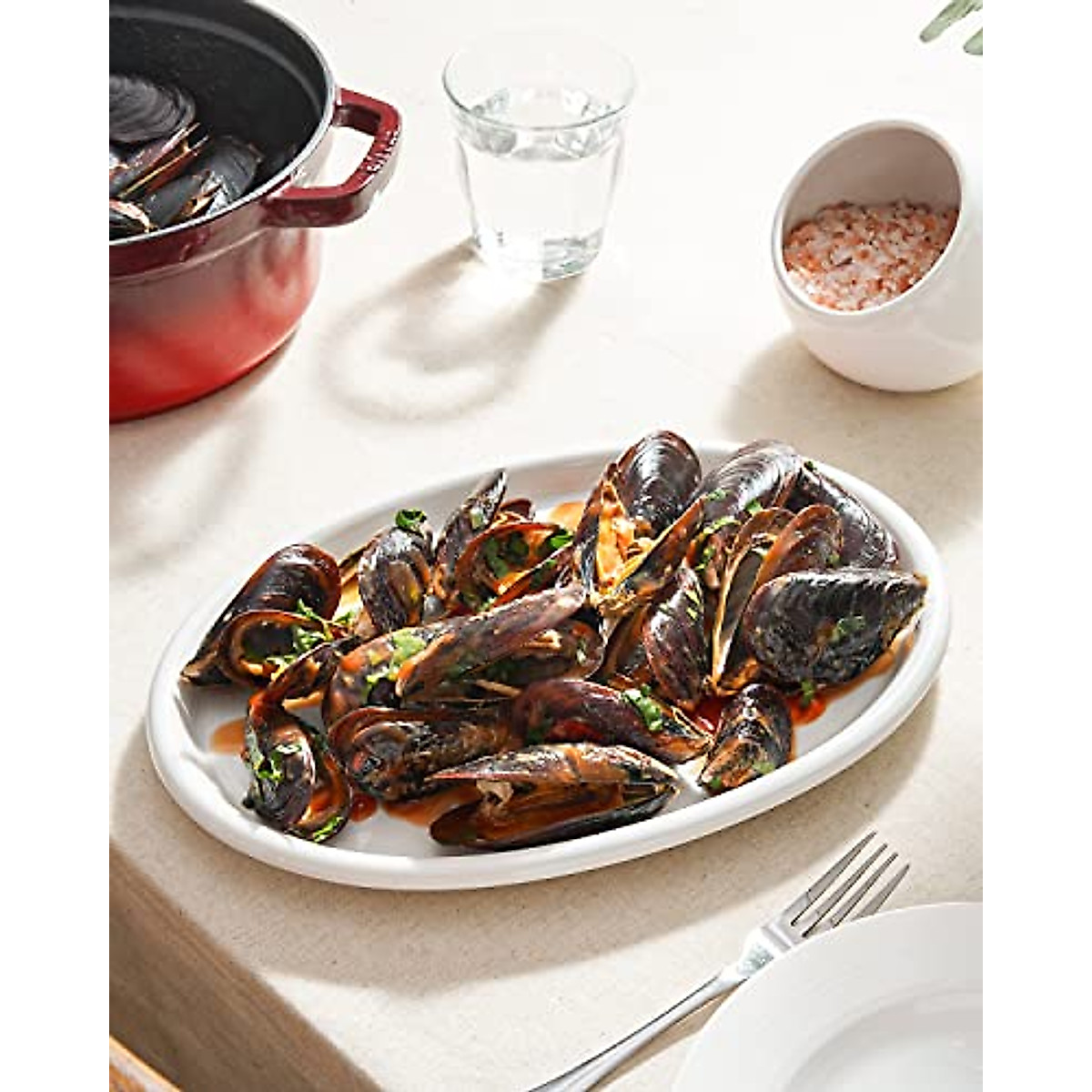 LE TAUCI Ceramic Serving Platter, Serving Dishes for Entertaining, Sandwich Trays for Serving Food, Dessert Taco Sushi Appetizer Serving Trays for Party, 12 Inch Oval Dinner Plates, Set of 4, White