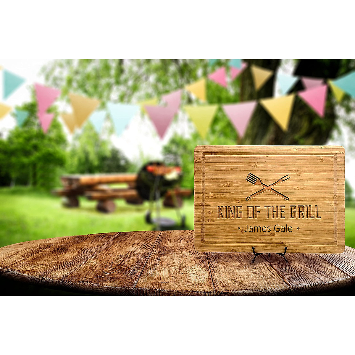 King of the Grill, Cutting Board, Personalized Cutting Boards for Men and Dad, Fathers Day, Dad's Birthday, Christmas Gift, Custom Cooking Gift, BBQ Gifts, Kitchen Gift, With Apron and Display Stand