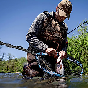 PLUSINNO Floating Fishing Net for Steelhead, Salmon, Fly, Kayak, Catfish, Bass, Trout Fishing, Rubber Coated Landing Net for Easy Catch & Release, Compact & Foldable for Easy Transportation & Storage