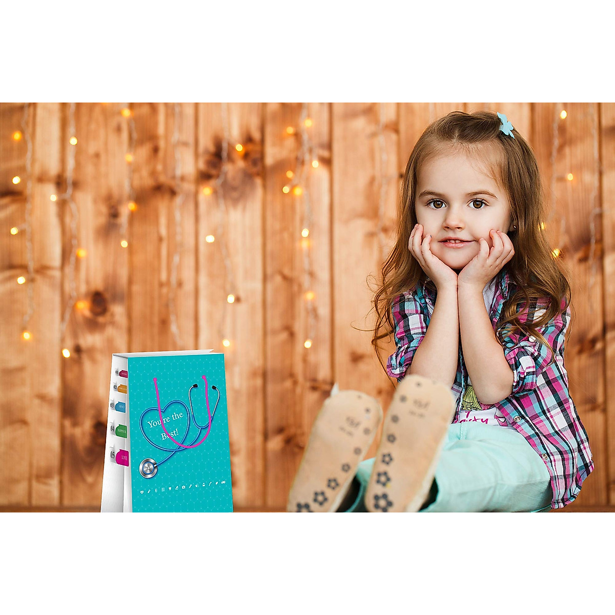 LARZN - Celebrate With an Impression Premium Nurse MEDIUM Gift Bags, 6 Pack