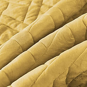 Quilt Set King Size Yellow, Classic Geometric Diamond Stitched Pattern, Ultra Soft Microfiber Lightweight Bedding Set Quilted Bedspread Coverlet for All Season, 3 Piece Includes 1 Quilt and 2 Shams