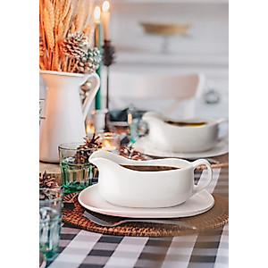 Nucookery Large 17 Oz Gravy Boat and Tray | Ergonomic Handle | White Fine Porcelain Saucier With Big Dripless Lip Spout For Gravy, Warming Sauces, Salad Dressings, Milk | Microwave & Freezer Safe