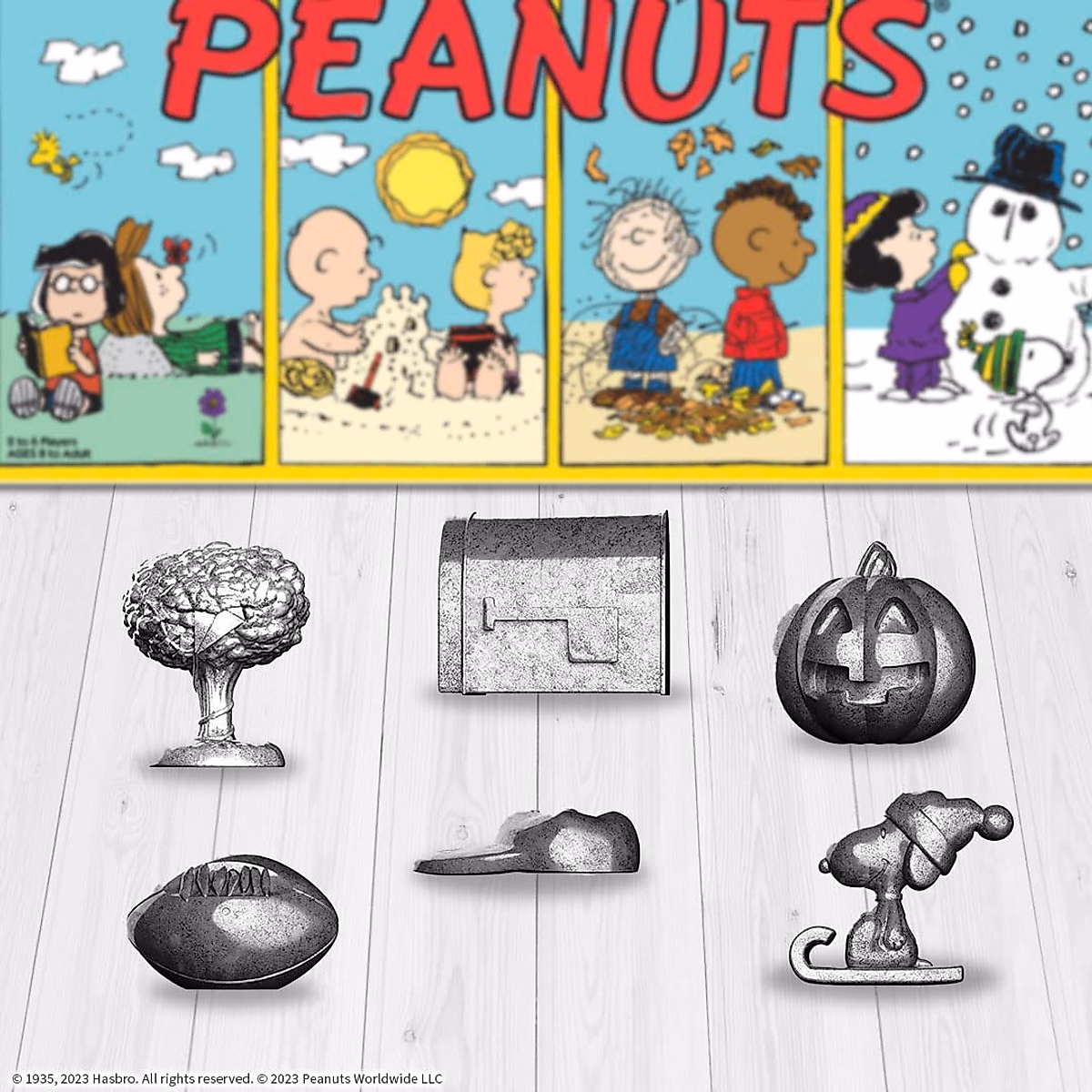 Monopoly Peanuts Board Game, Play as Snoopy on Sled, Baseball Cap, Kite Eating Tree & More, Officially Licensed and Collectible Monopoly Game Based On The Famous Comic Strip Peanuts