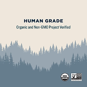 Amazon Brand - Wag Expedition Human Grade Organic Biscuits Dog Treats, Non-GMO, Sweet Potato & Flaxseed, 10oz