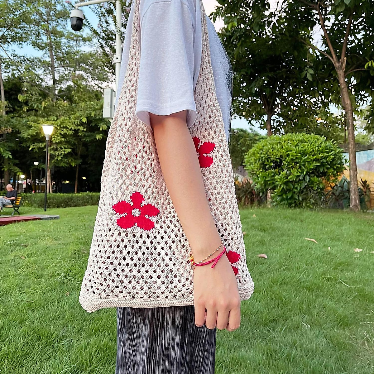 Arcimatto Crochet Tote Bag, Women Summer Aesthetic Mesh Beach Bags, Girls Hobo Bags Y2k Purse Fairy Grunge Accessories (Beige Flower)