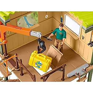 Schleich Wild Safari Ranger Adventure Station Wildlife Action Playset - Safari Animals Tree Toys Playset with Alligator, Panther, Safari Base, Guide Figurine, and More, Gift for Boys and Girls Ages 3+