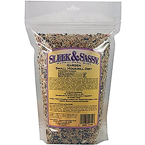 Garden Small Hookbill Bird Food for Cockatiels, Lovebirds, Quaker Parrots & Small Conures (2 lbs.)