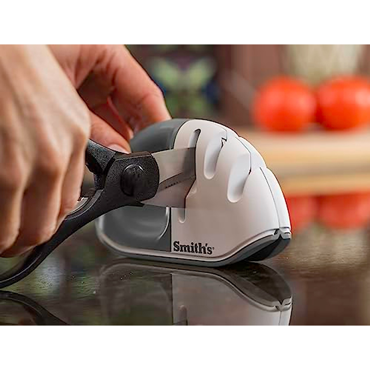 Smith's 51003 Diamond Edge Grip™ MAX 2-Stage Sharpener – White - Compact - Non-Slip Base - Patented V Grip – Sharpen Knives & Scissors - Diamond & Ceramic Sharpeners
