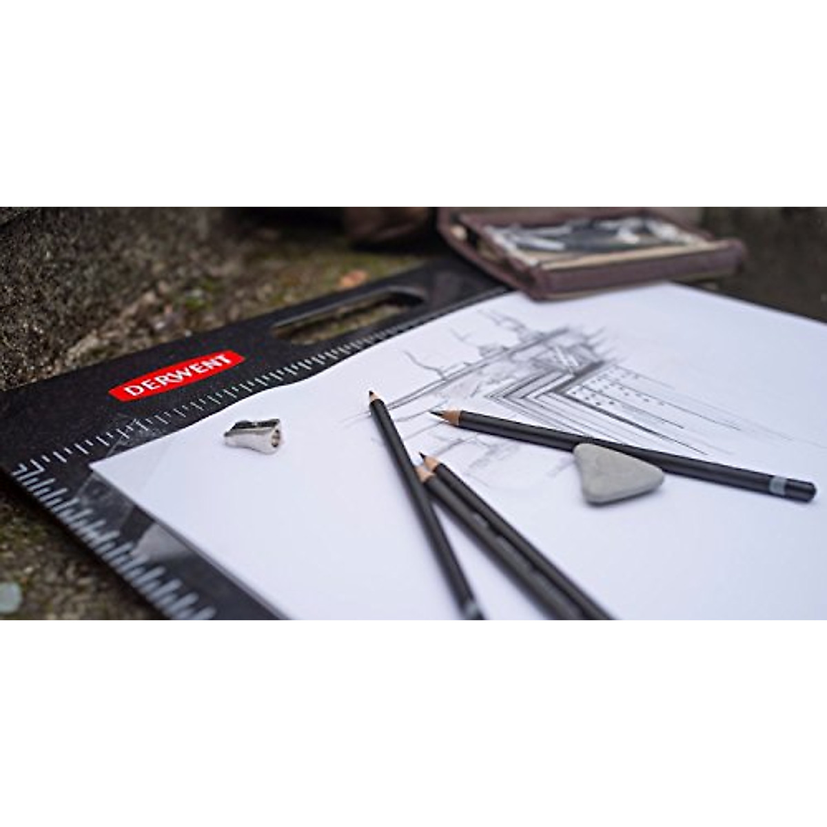 Derwent Sketching Pencils, 4mm Core, Metal Tin, 6 Count (0700836)