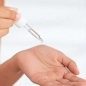 First Aid Beauty - Ultra Repair Oat & Hemp Seed Oil, Antioxidant-Rich Facial Oil with Colloidal Oatmeal, Helps Calm and Soothe Dry, Distressed Skin, Fragrance Free, Safe for Sensitive Skin, 1 oz