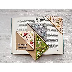 Cute Felt Triangle Bookmark for Women,Hand Stitched Felt Corner Letter Bookmark,Personalized Hand Embroidery Corner Bookmarks Accessories for Book Lovers (A, Fall)