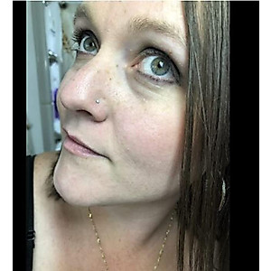 D.Bella 18G 20G Threadless Push in Nose Studs for Women Surgical Steel Straight Bar Nose Rings Studs 2mm 3mm 4mm Diamond CZ Nose Piercings Nostril Piercing Jewelry