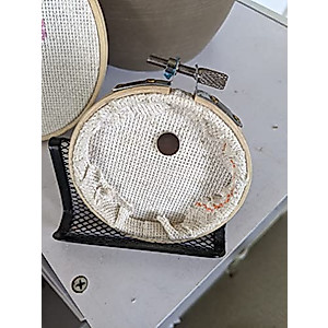 Glow in the Dark Skeleton Kitty Needle Minder