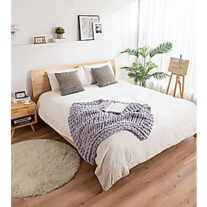 clootess Chunky Knit Blanket Chenille Throw - 100% Hand Knit with Jumbo Chenille Yarn Soft Cozy for Sofa Bed Home Decor (Grey 24x40 in)