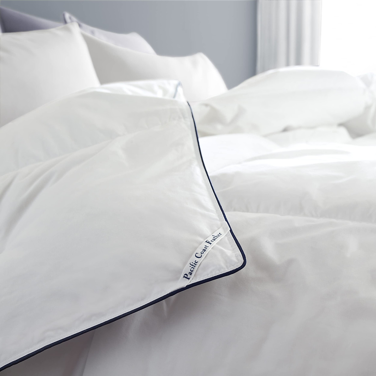 Pacific Coast Light Weight Comforter 300 Thread Count 550 Fill Power Down - King