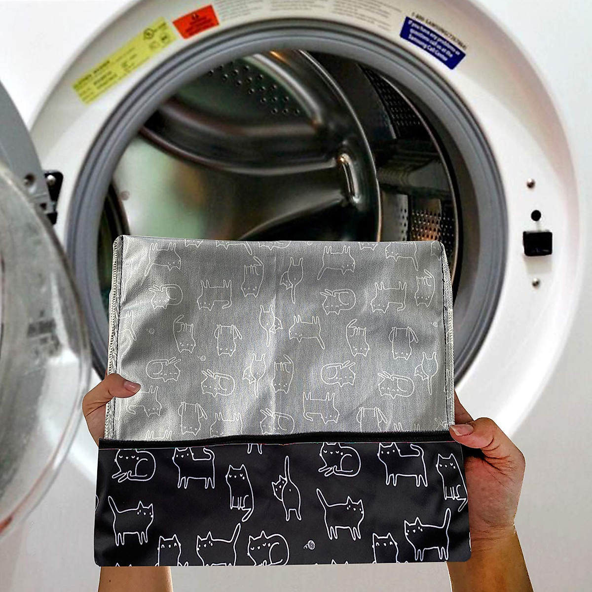 FLOCK THREE Waterproof Wet Bag Reusable for Wet Clothes Baby Diapers Stroller Swimsuit Travel Washable toiletries Pouch Large Electronics case 12.6'' x 16.5'' (Black Cats)