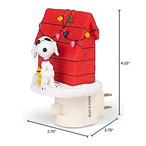 Peanuts 4.25 Inch Tall Snoopy Joe Cool Night Light Christmas Doghouse