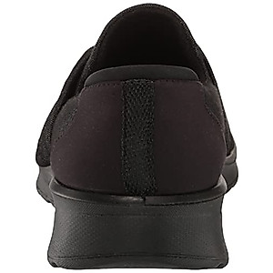 BZees Womens Glimmer Slip-On Black Shimmer 8 M