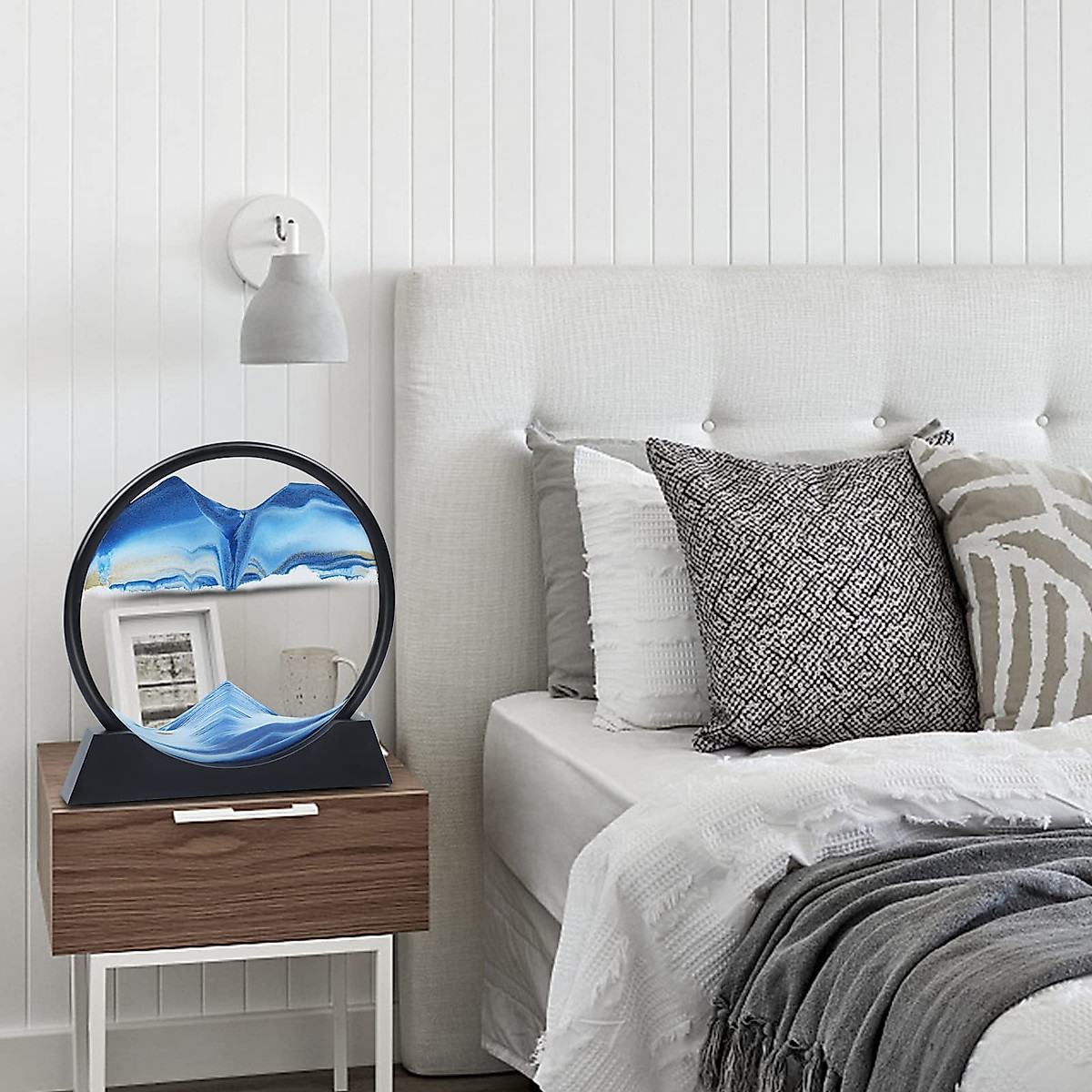 Winthfure Moving Sand Art Picture-3D Deep Sea Sandscape in Round Glass Flowing Sand Frame, Large Desktop Sand Art Toys, Relaxing Home and Office Decorations (7", Blue)