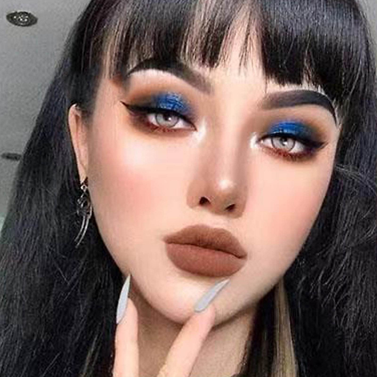 MEICOLY 2pcs Blue Eyeshadow Stick,Metallic Shimmer Crayon,Waterproof Single Eye shadow Pencil,Shiny Blue Rotating Eye shadow Blue Eyeliner Stick Corpse Bride Avatar Blue Eyeshadow Makeup