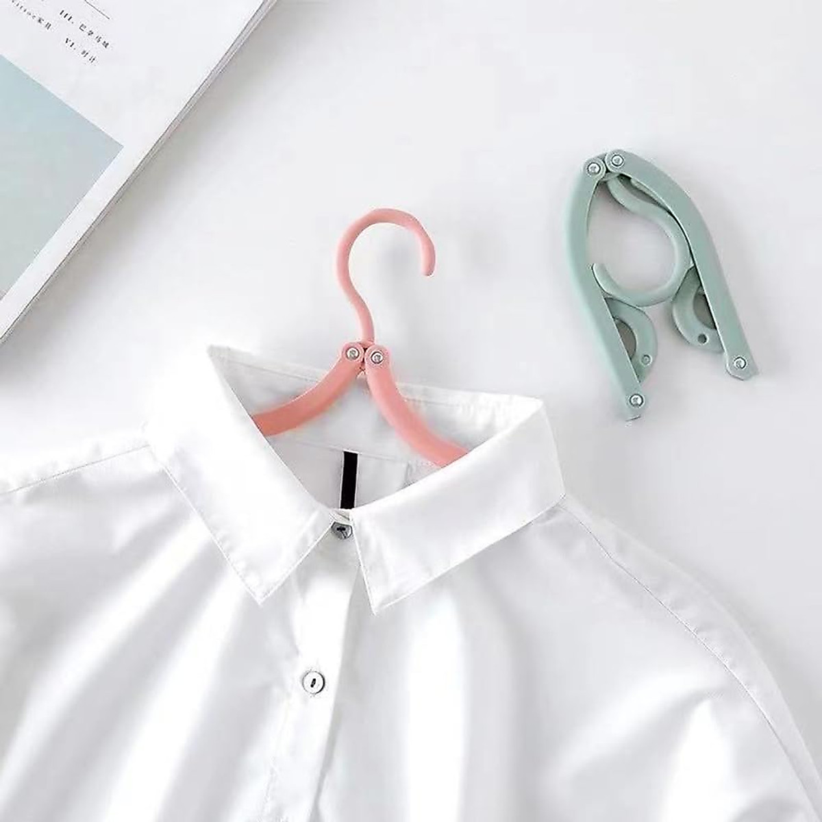 RZJZGZ 12Pcs Travel Hangers Folding Hangers Portable Clothes Hangers Foldable, Non-Slip, Lightweight for Home and Travel