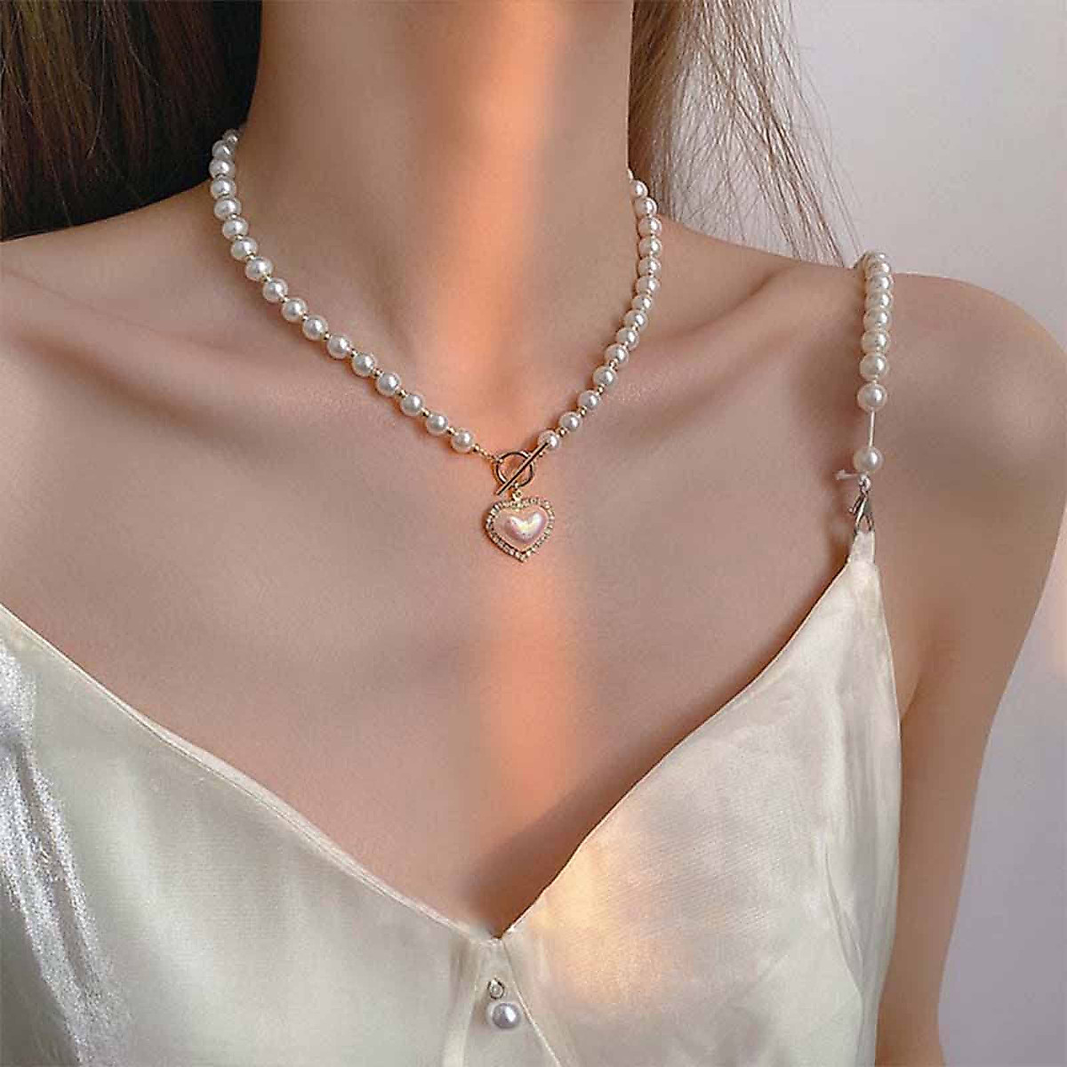 Allereyae Vintage Pearl Choker Necklace Gold Circle T Bar Necklace Bohemia Heart Necklace Love Heart Pendant Necklace Chain Jewelry for Women and Girls (Heart with crystal)