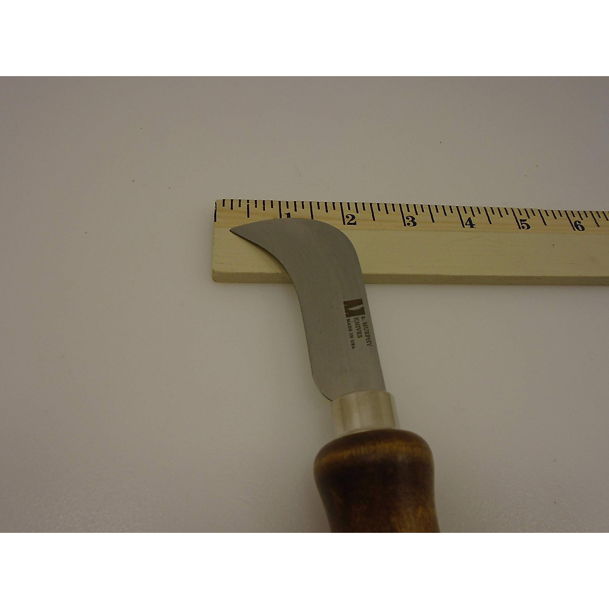 R Murphy USA Bundled Lot of (2) 17 Gauge Roofing/Linoleum Knives - Long Blades # 86797