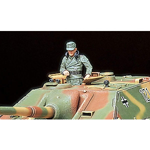 Tamiya 35203 1/35 Ger. Jagdpanther Late Version Tank Plastic Model Kit