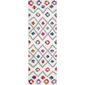nuLOOM Tatyana Moroccan Diamond Trellis Shaggy Runner Rug, 2' 8" x 12', Pink