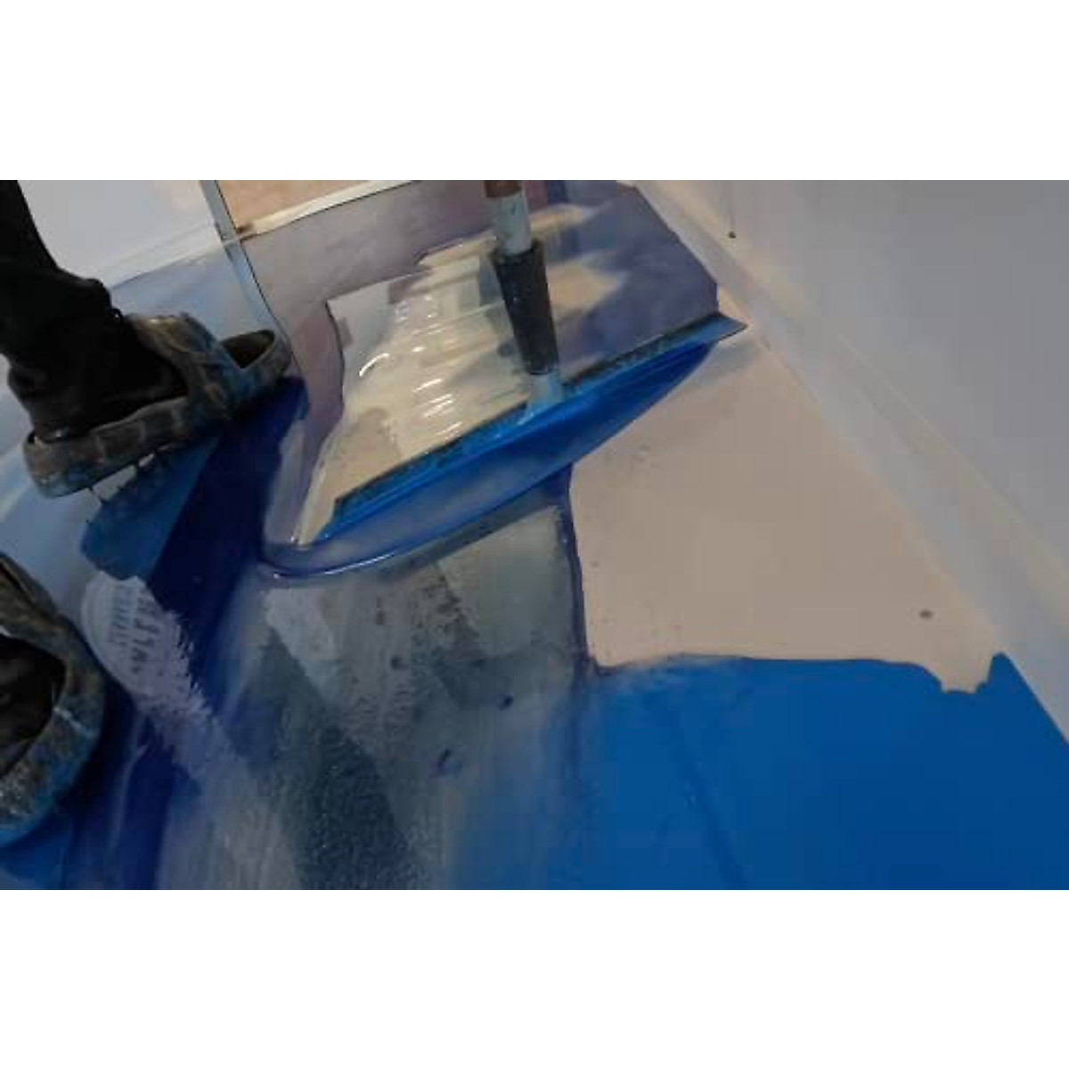 Colored Epoxies 18" Epoxy Trowel