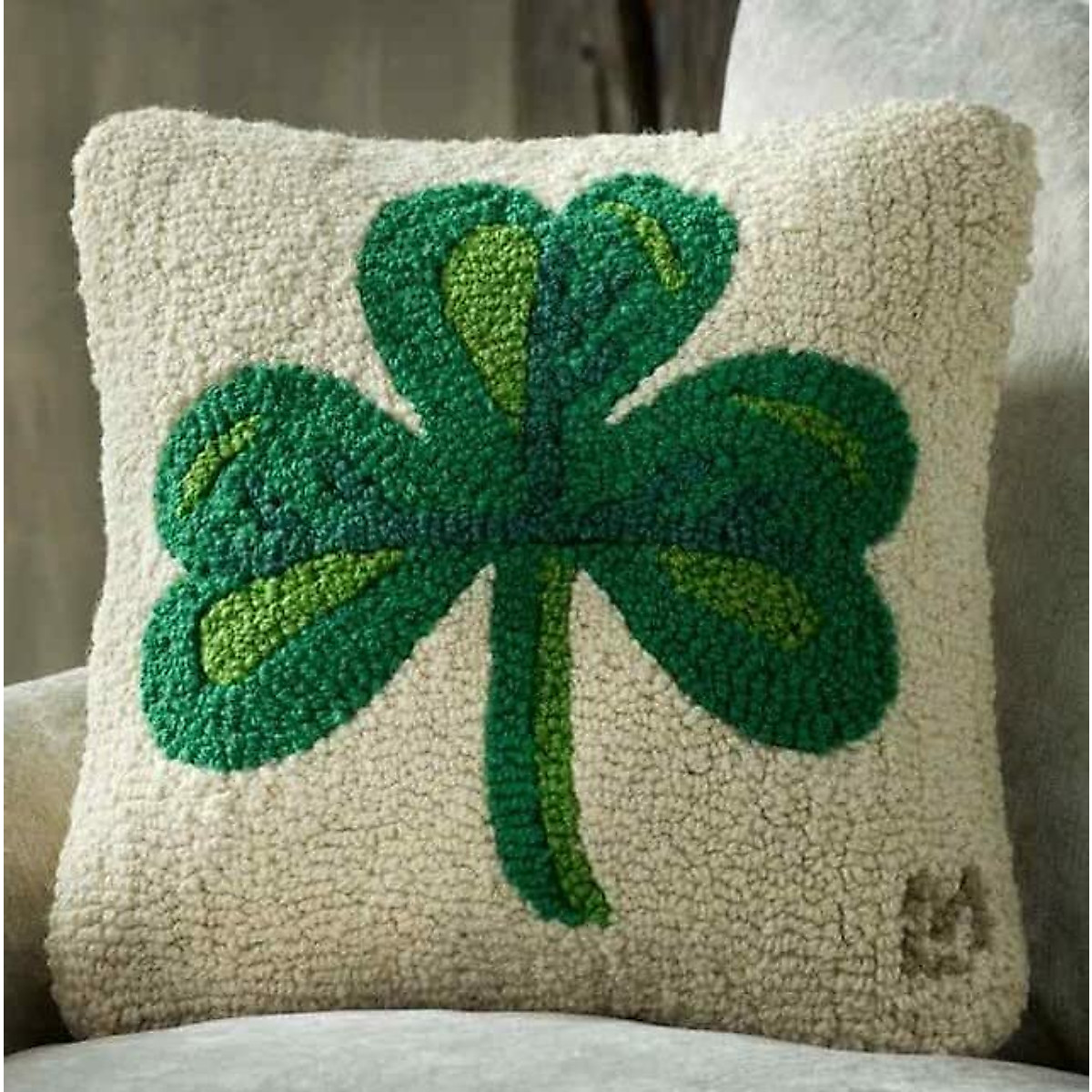 Chandler 4 Corners Artist-Designed Shamrock Hand-Hooked Wool Decorative Throw Pillow (14” x 14”)