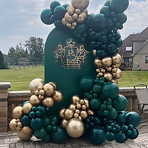 MOMOSHERO 137Pcs Green and Gold Balloons Arch Garland Kit, Dark Emerald Green Hunter Forest Sage Green Metallic Gold Balloon for Birthday Wedding Christmas Jungle Safari Baby Shower Party Decorations