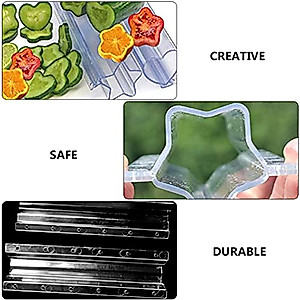 YARDWE Vegetable Growing Molds, 2pcs Fruit Growth Molds Cucumber Mold Fruit Shaping Molds Fruit Growing Molds Shaping Tool for Garden Yard (Star Shape)