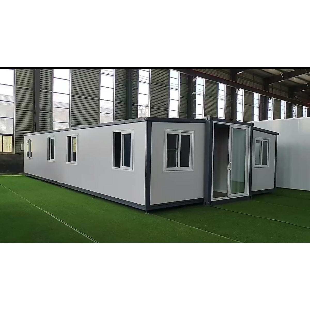 Elegant Prefabricated 30FT House with Spacious Living Area, 3 Bedroom,Fully Equipped Bathroom,Modern Kitchen and Steal Frame Construction- Ideal Mobile Home for Comfortable Living.