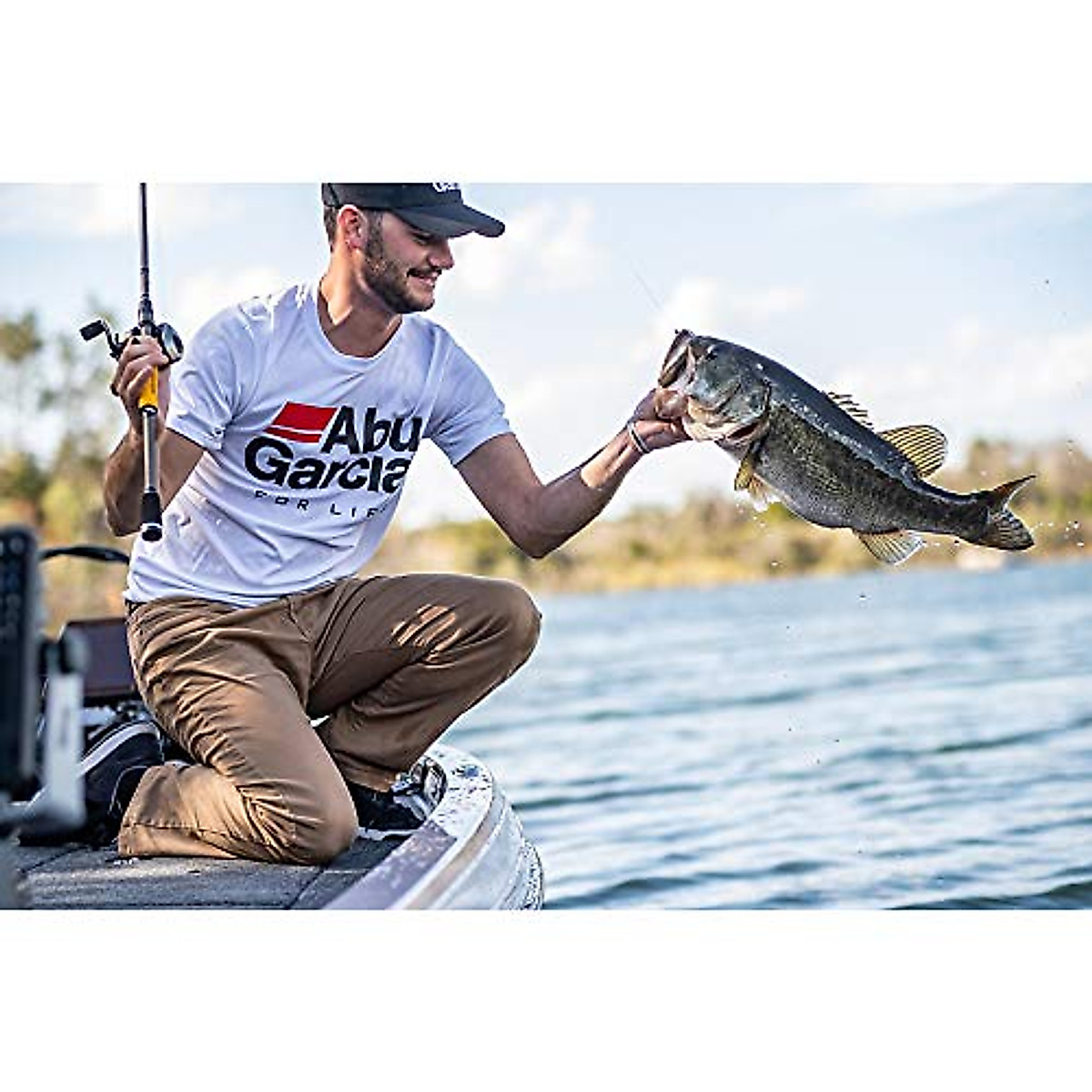 Abu Garcia 7’ Jordan Lee Fishing Rod and Reel Baitcast Combo, 5 +1 Ball Bearings with Lightweight Graphite Frame & Sideplates, Durable Construction,Yellow/Grey