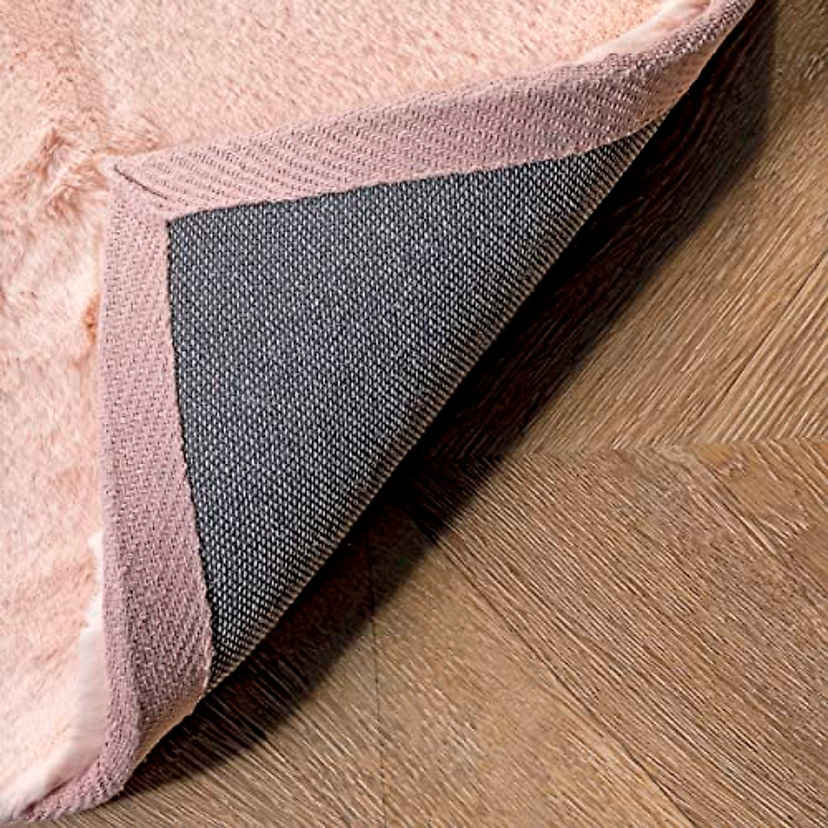 nuLOOM Faux Rabbit Soft Solid Shag Area Rug, 5' x 7' 6", Pink