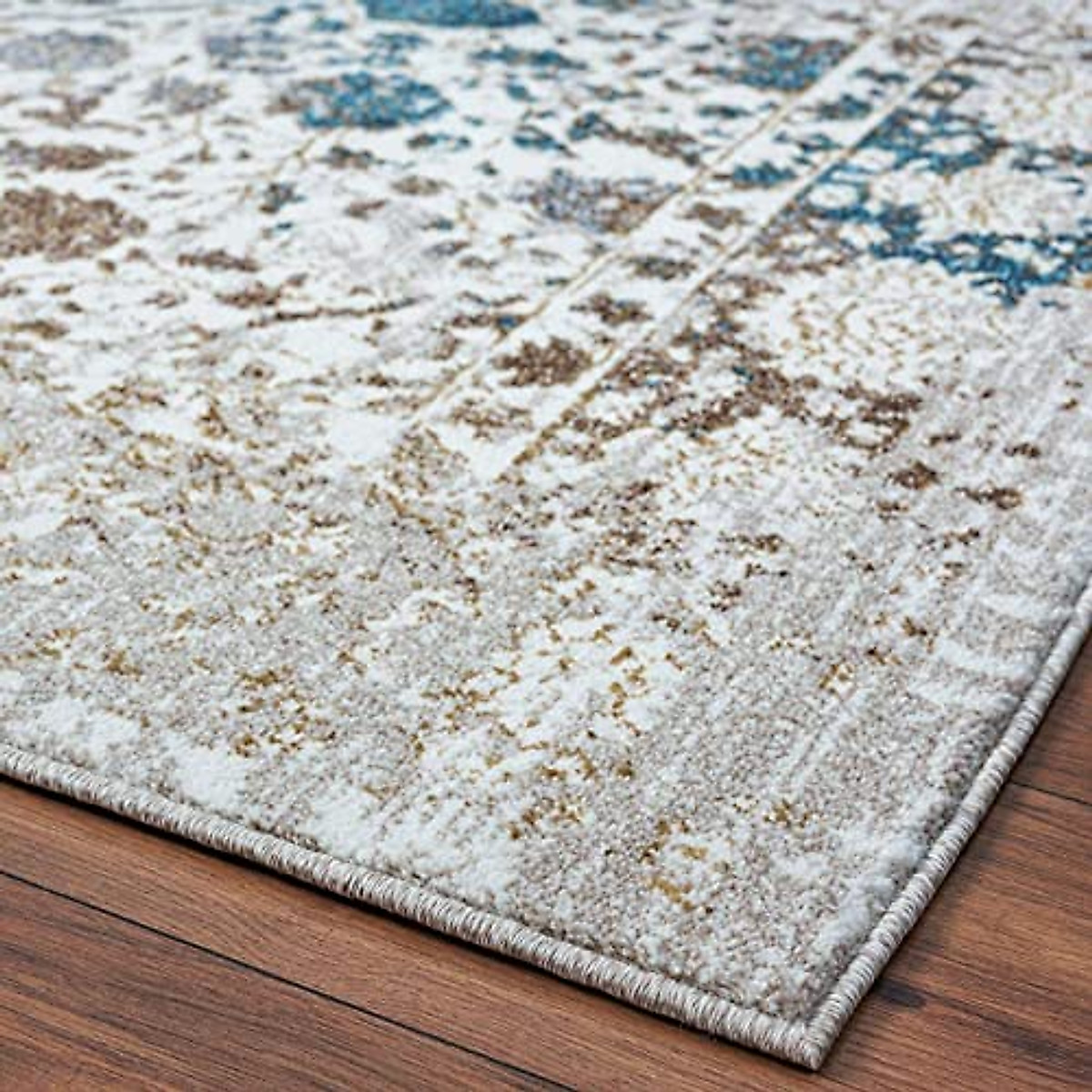 Persian-Rugs Luxe Weavers Rug 6495 – Distressed Floral Area Rug, Cream 2x3