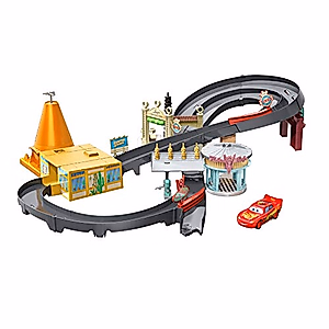Disney Cars Toys Race Around Radiator Springs Playset