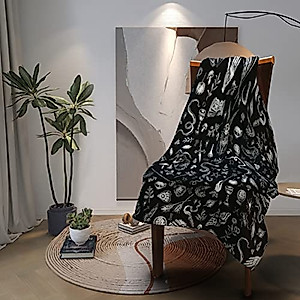 Halloween Gothic Blanket Decoration Fleece Lightweight Throws Gift for Birthday Christmas Soft Flannel Blankets for All Season Bed Home Bedroom Living Room Sofa 50*60 Inches