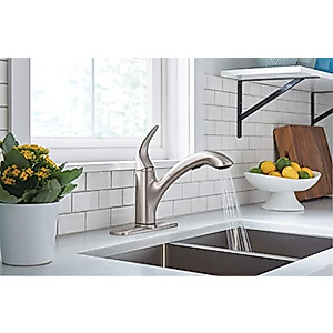 Moen Medina Spot Resist Stainless One-Handle Pull Out Kitchen Faucet, Kitchen Sink Faucets with Pullout Sprayer Featuring Power Boost for a Faster Clean, 87039SRS