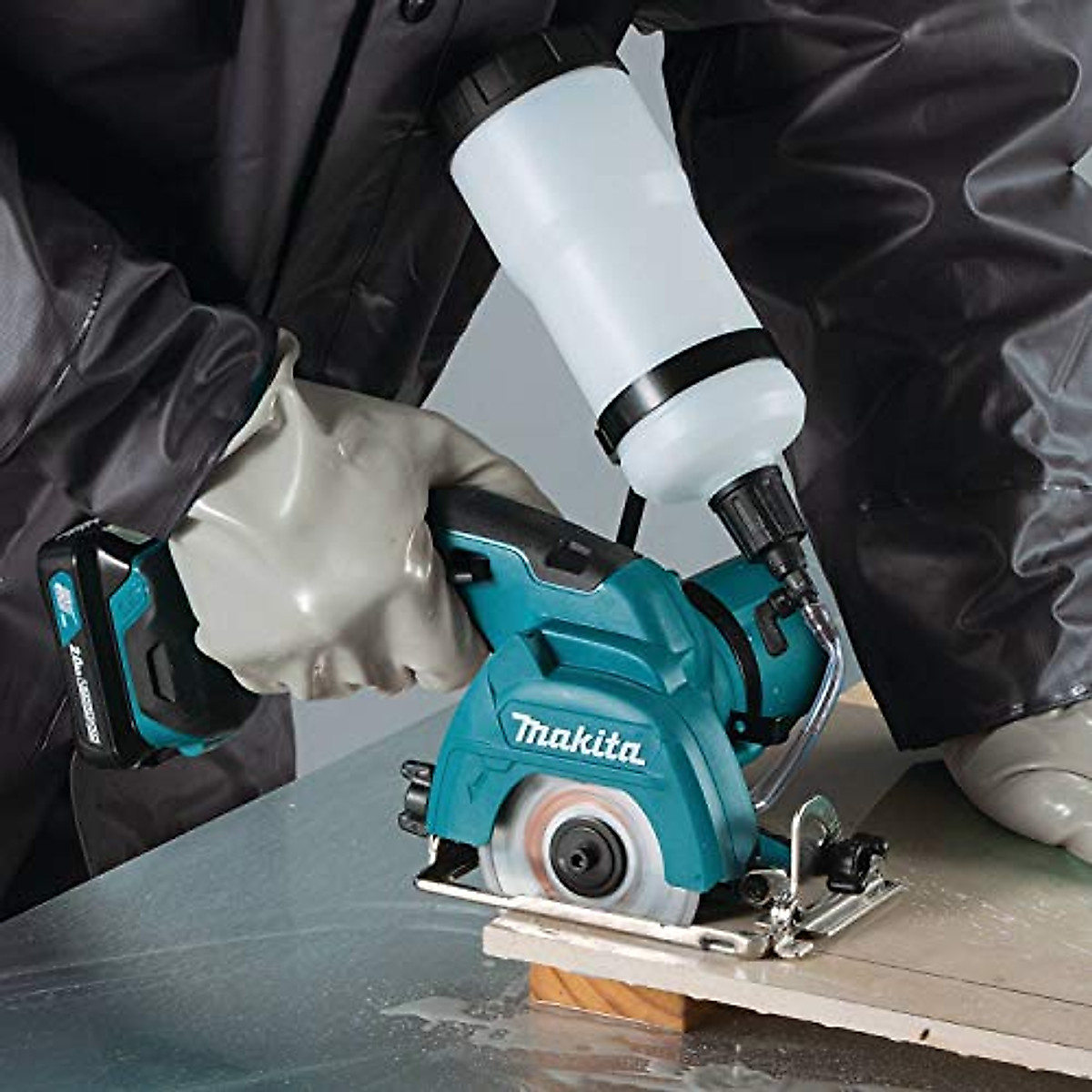 Makita CC02R1 12V MAX CXT Lithium-Ion Cordless Tile/Glass Saw Kit, 3-3/8"