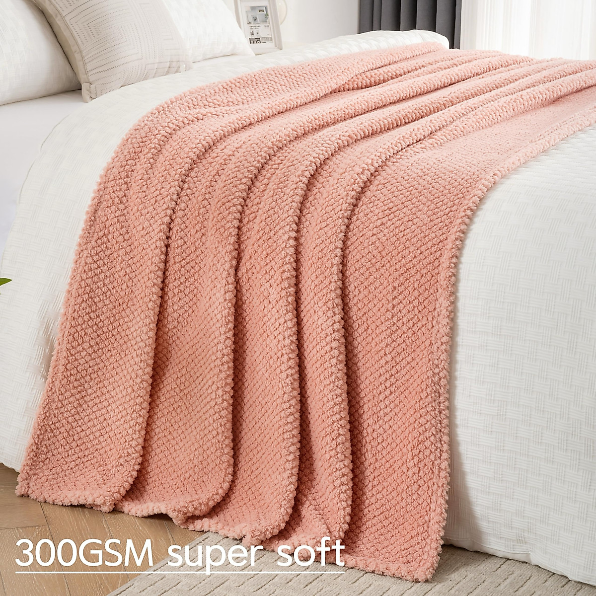 Pink 300GSM XL Throw Blanket for Couch Or Bed 50x70, Waffle Cozy Soft Blanket for Cute Teen Girl Room Decor Lightweight Fluffy Throws All Seasons