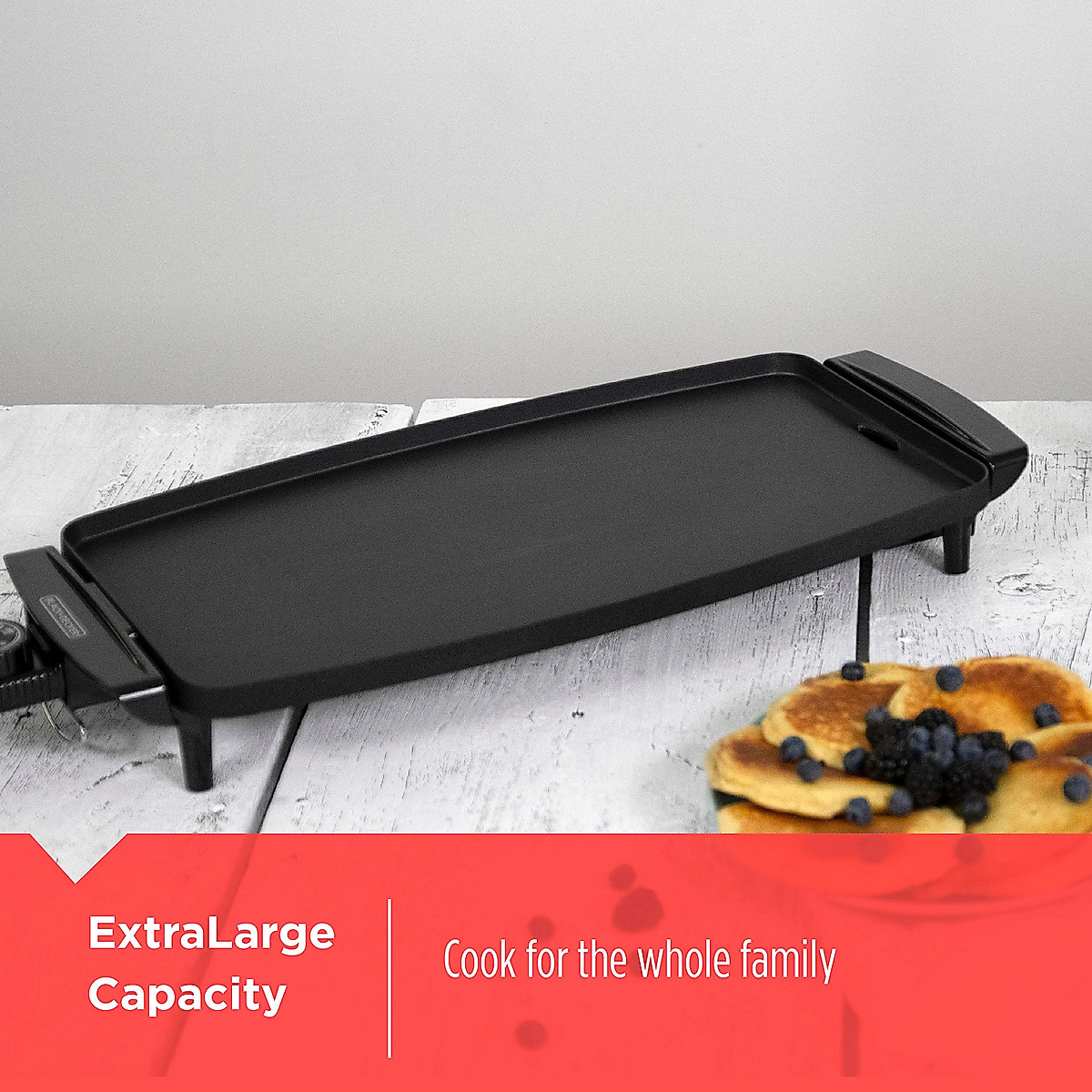 Black+Decker Electric Griddle with Removable Temperature Probe, Indoor Grill, Pancake Griddle, Black, GD1810BC