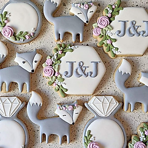 KAISHANE 5PCS Animal Cookie Cutter Set - Fox Owl Raccoon Squirrel Forest Woodland Animal Cookie Cutters Molds for Kids