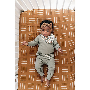 Mebie Baby Muslin Cotton Bib, Floral 3 Pack, Lightweight Baby Bib Set for Burp, Spit Up, Drool, Stylish Bandana Bibs Baby Accessories, Use All Day, for Boy or Girl, Great for Gift Registry for Baby